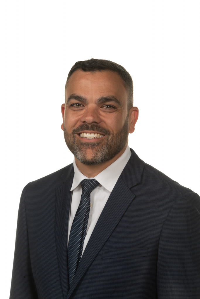 Ormiston Shelfield Community Academy - Staff